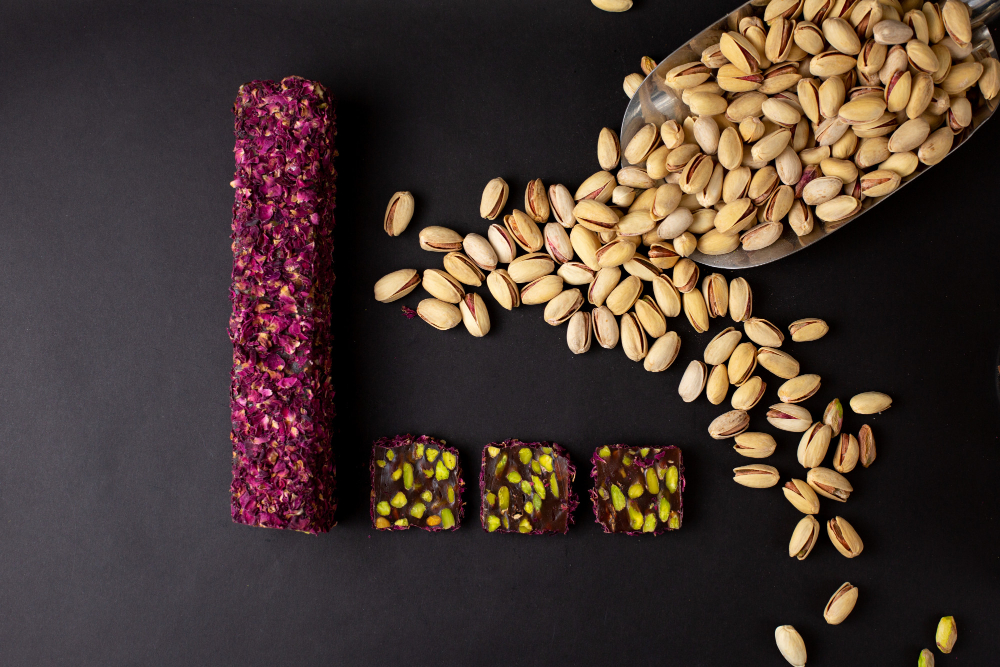 Dubai Style Pistachio Dark Chocolate Bar: A Luxurious Fusion of Flavors ...